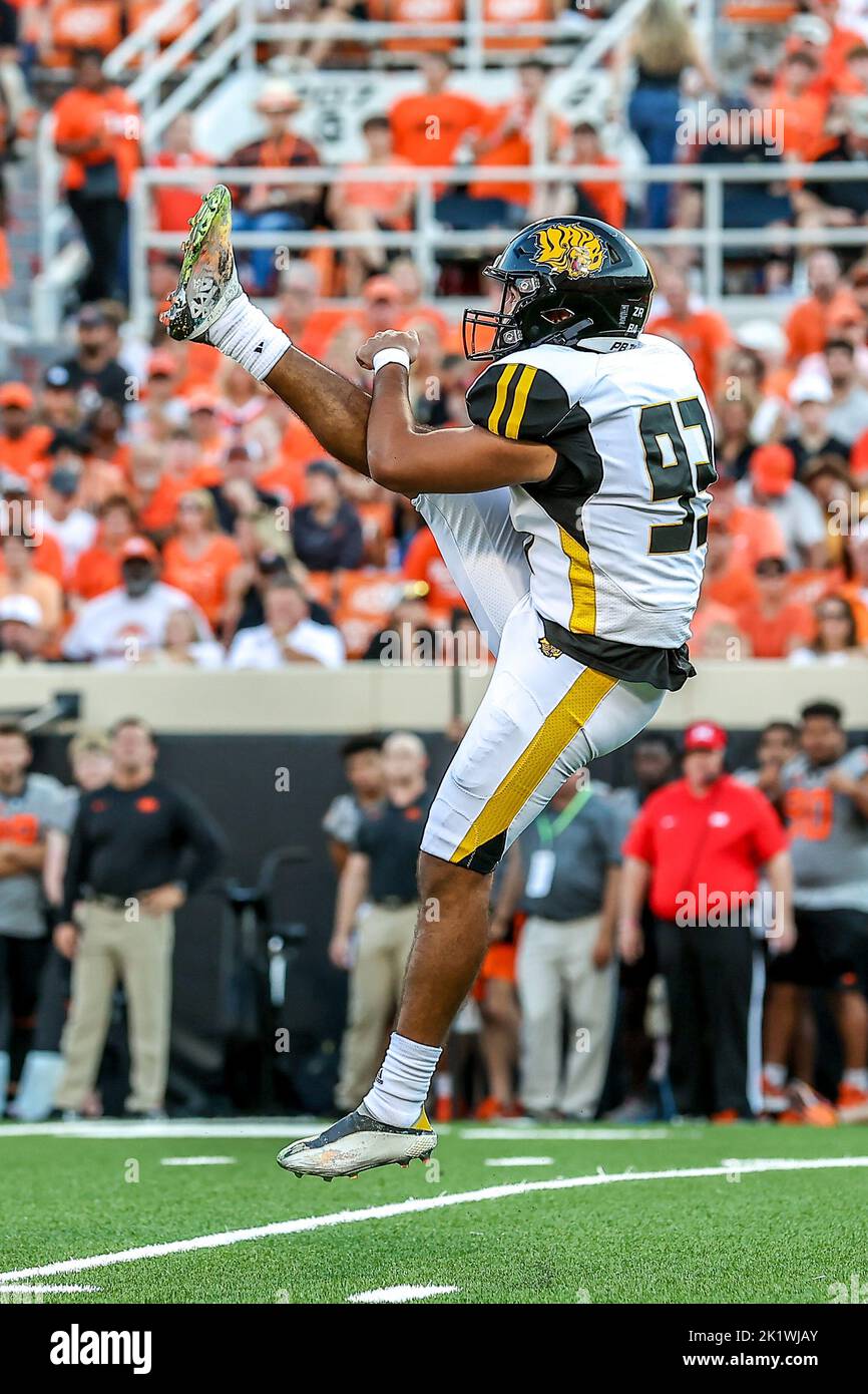 Josh ball cowboys hi-res stock photography and images - Alamy