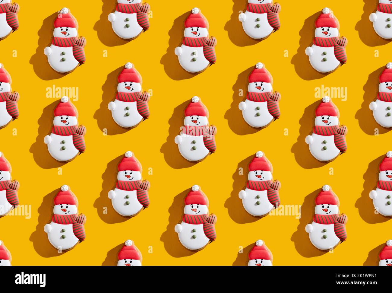 Orange Xmas background. Snowman seamless pattern. Winter holidays ...