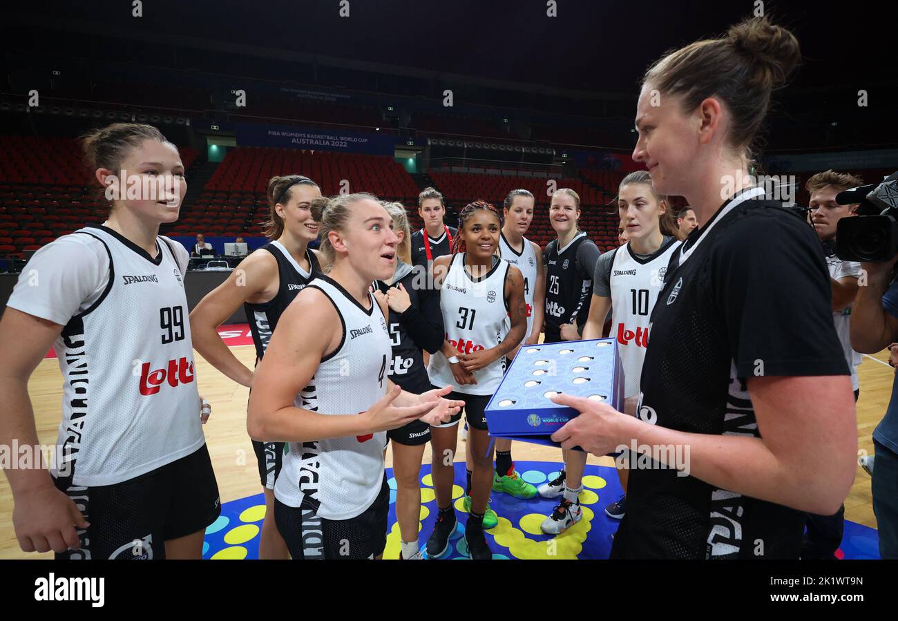 Sydney, Australia, 21 September 2022. Belgium's Elise Ramette and ...