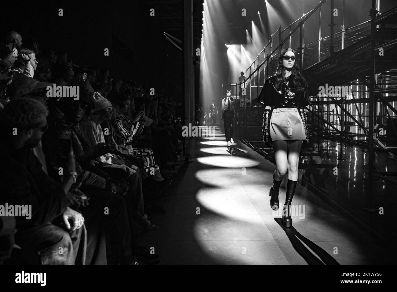 Milan Fashion Week - Women S/S 2023 About You Fashion Show - Vibes ...