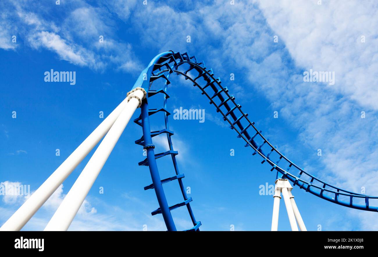 Rollercoaster track curve hi-res stock photography and images - Alamy