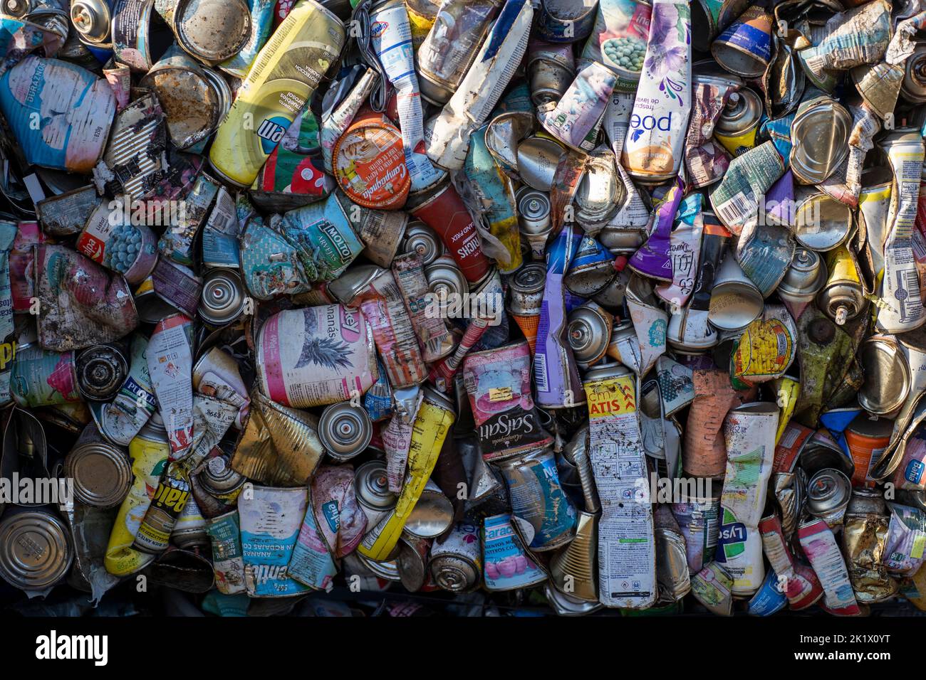 Compressed garbage hi-res stock photography and images - Alamy