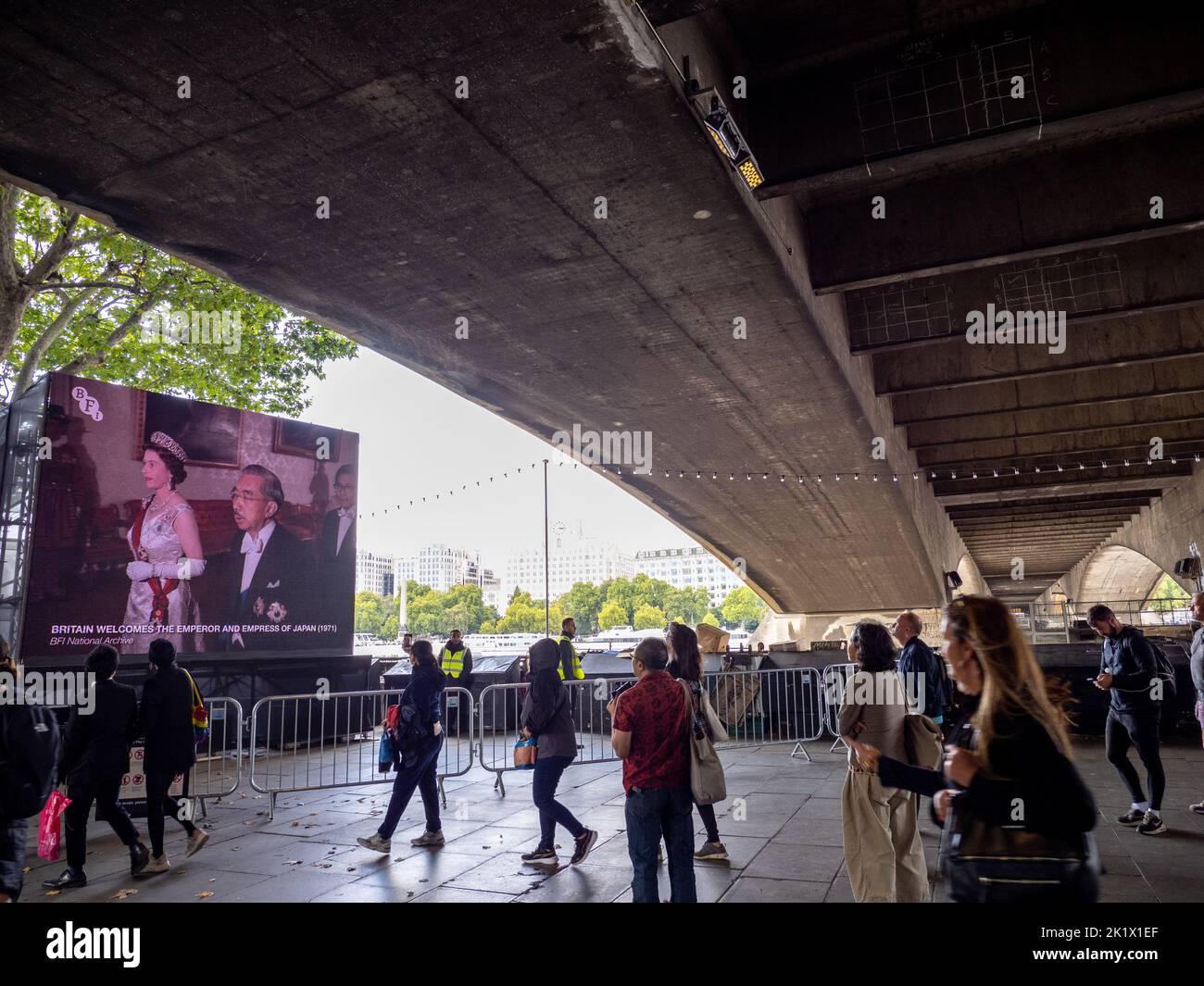 Queen funeral pageantry hi-res stock photography and images - Alamy