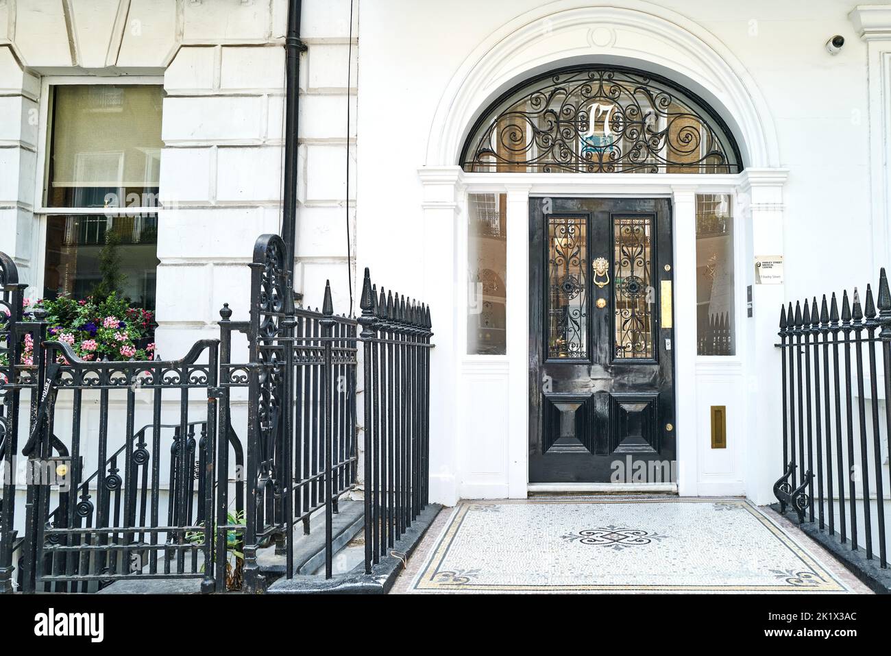 The UME health centre at 17 Harley Street, London, England Stock Photo ...