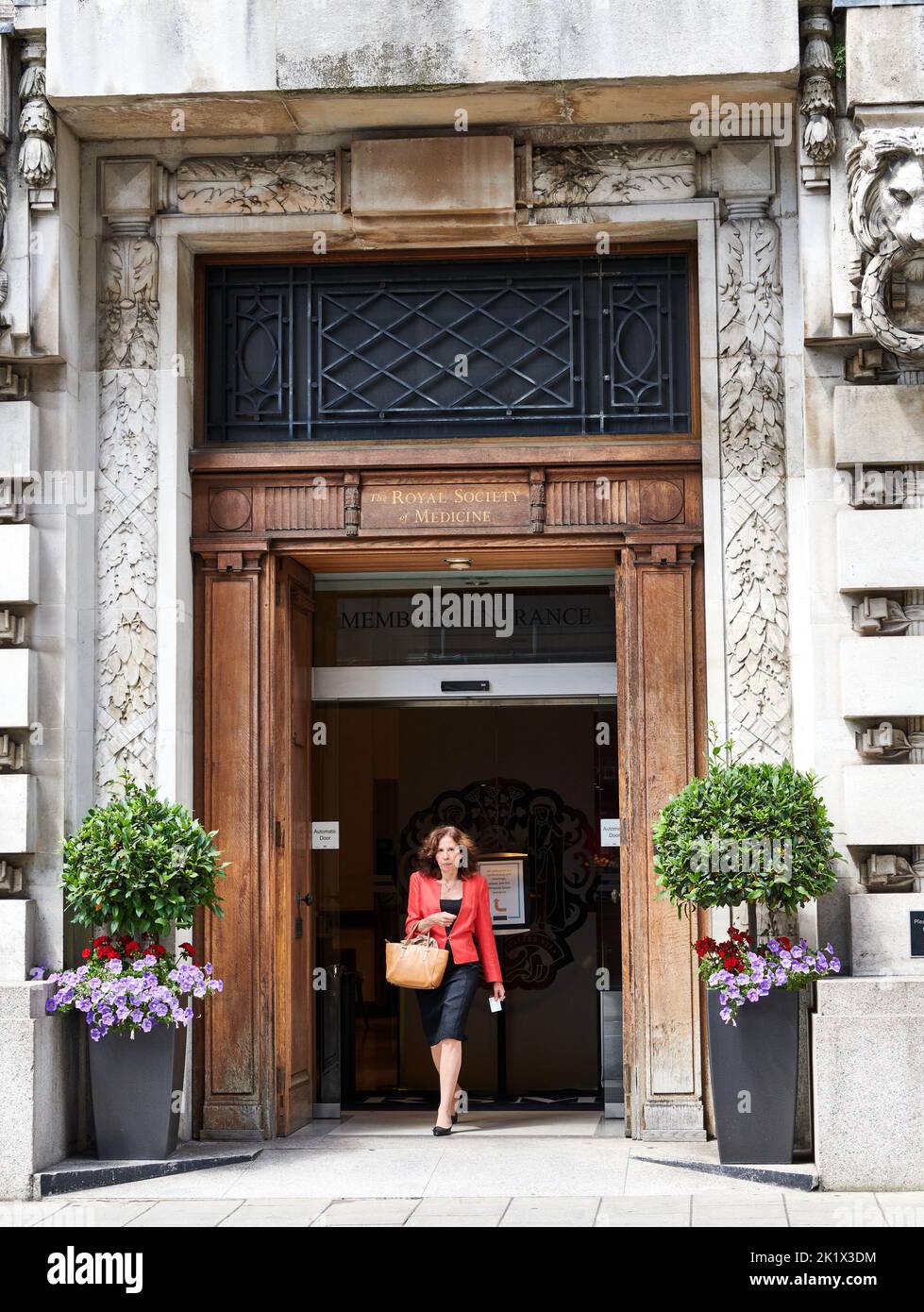 Members' entrance to the Royal Society of Medicine building at ...