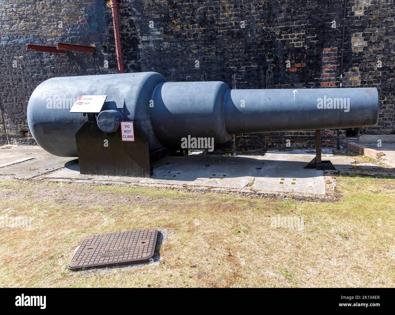 12.5 inch barrel of rifled muzzle gun, loading Landguard Fort ...