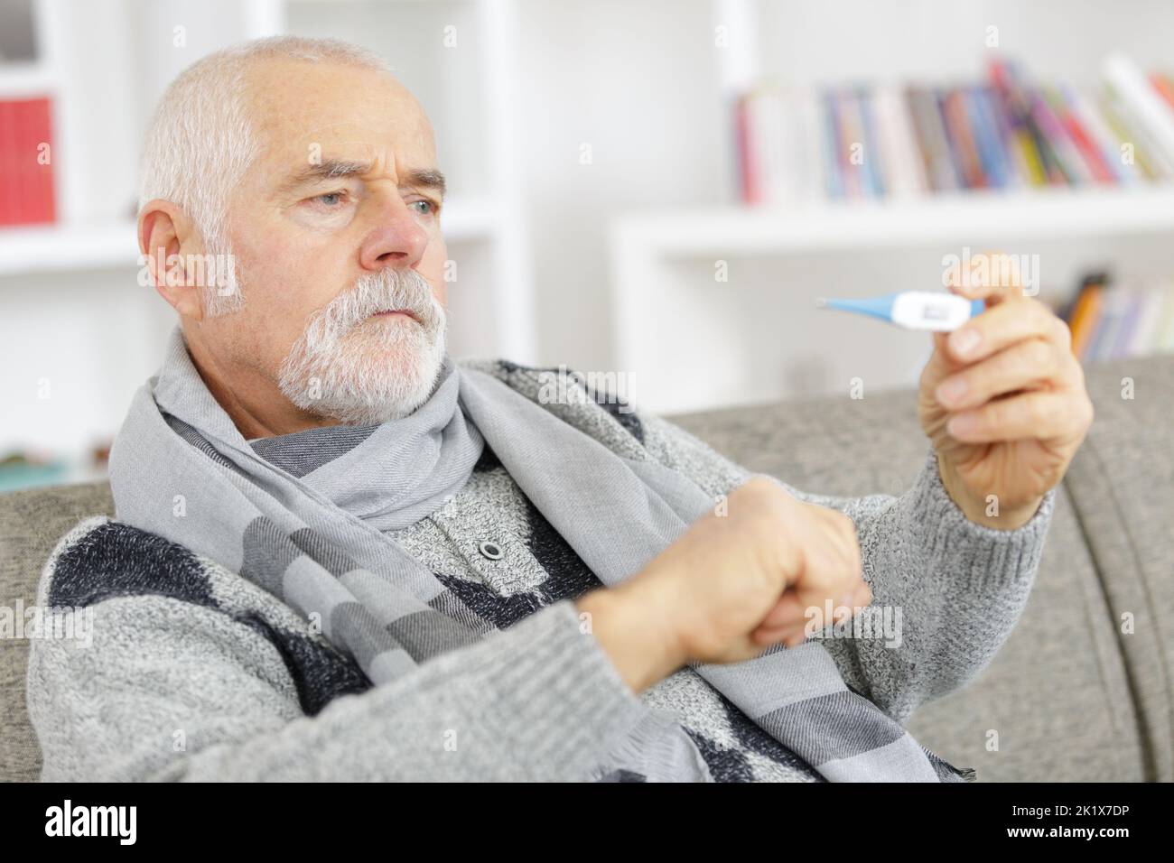 Reading a thermometer hi-res stock photography and images - Alamy
