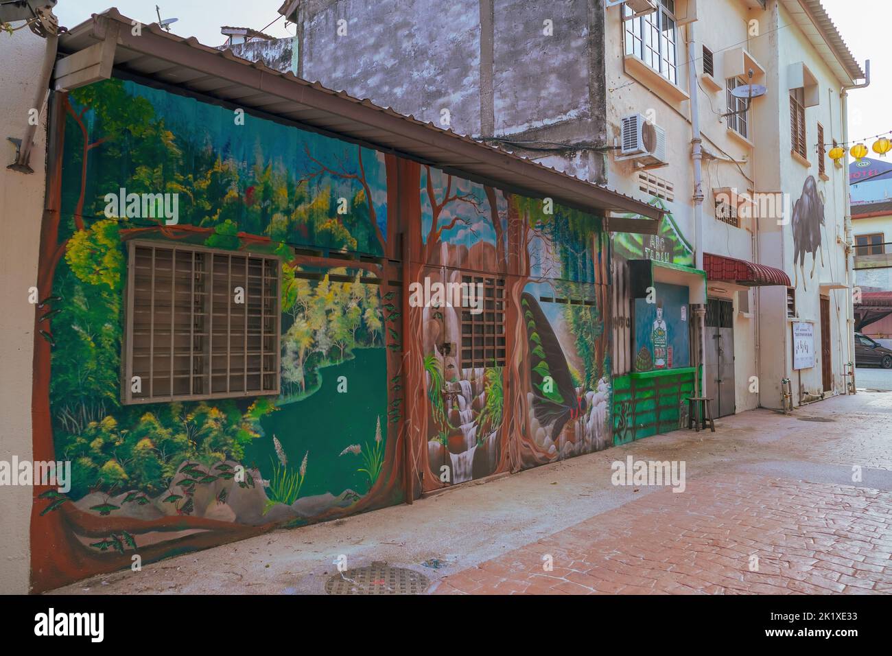 Perak, Malaysia - Aug 12, 2022 : Wall art mural in the old town of ...