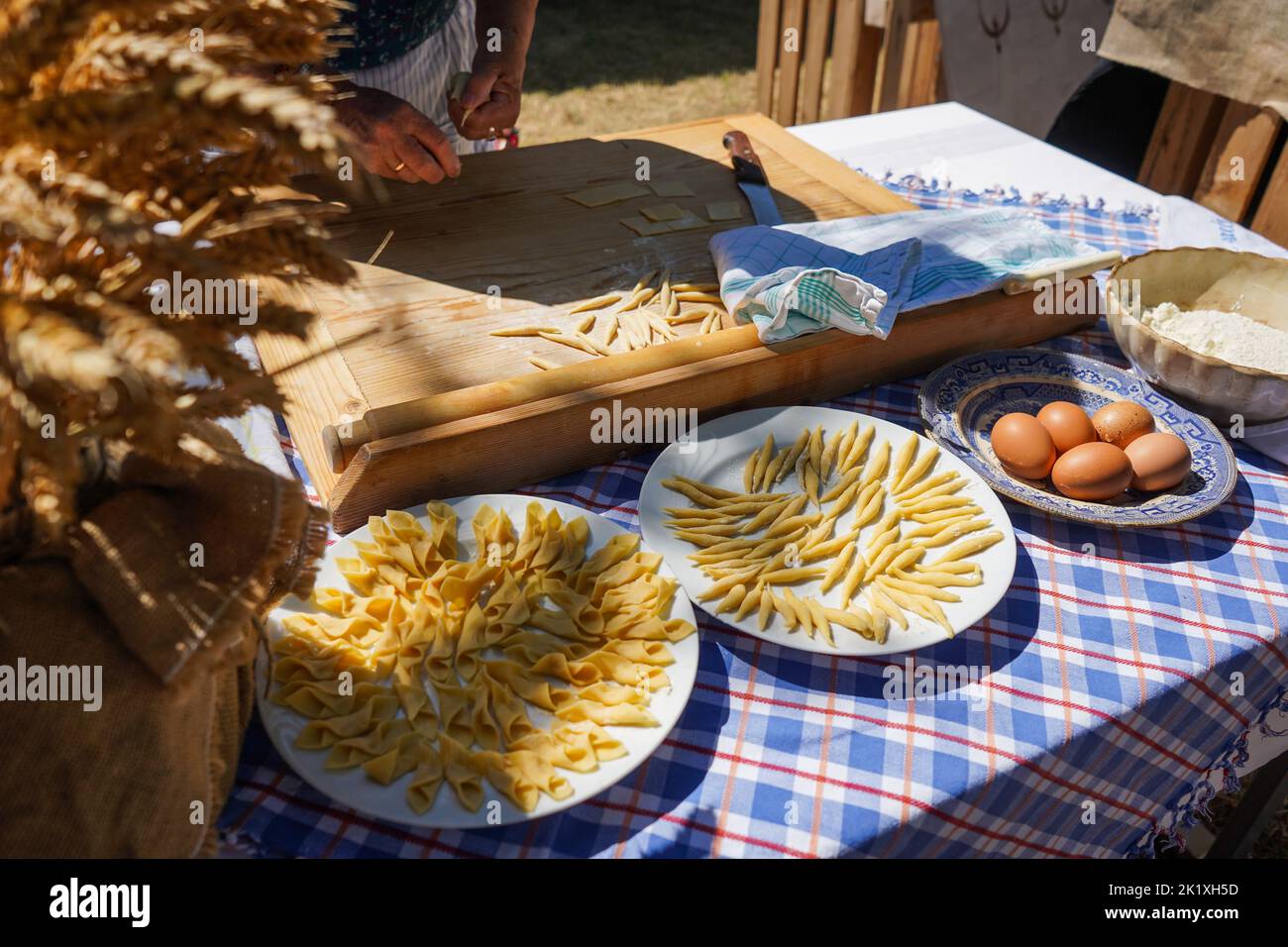 old lady making fresh pasta by hand Stock Photo - Alamy