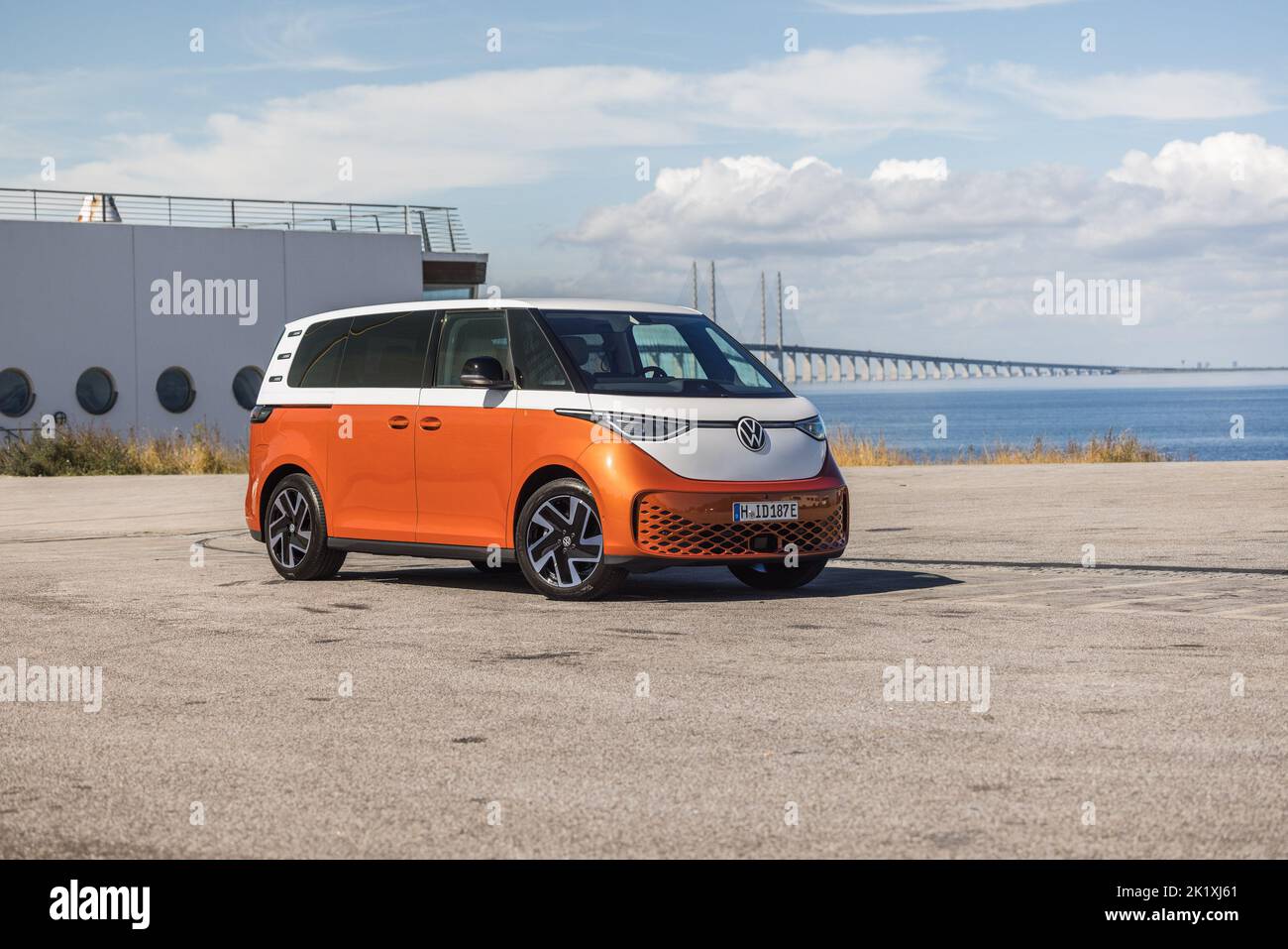 Volkswagen id buzz hi-res stock photography and images - Alamy