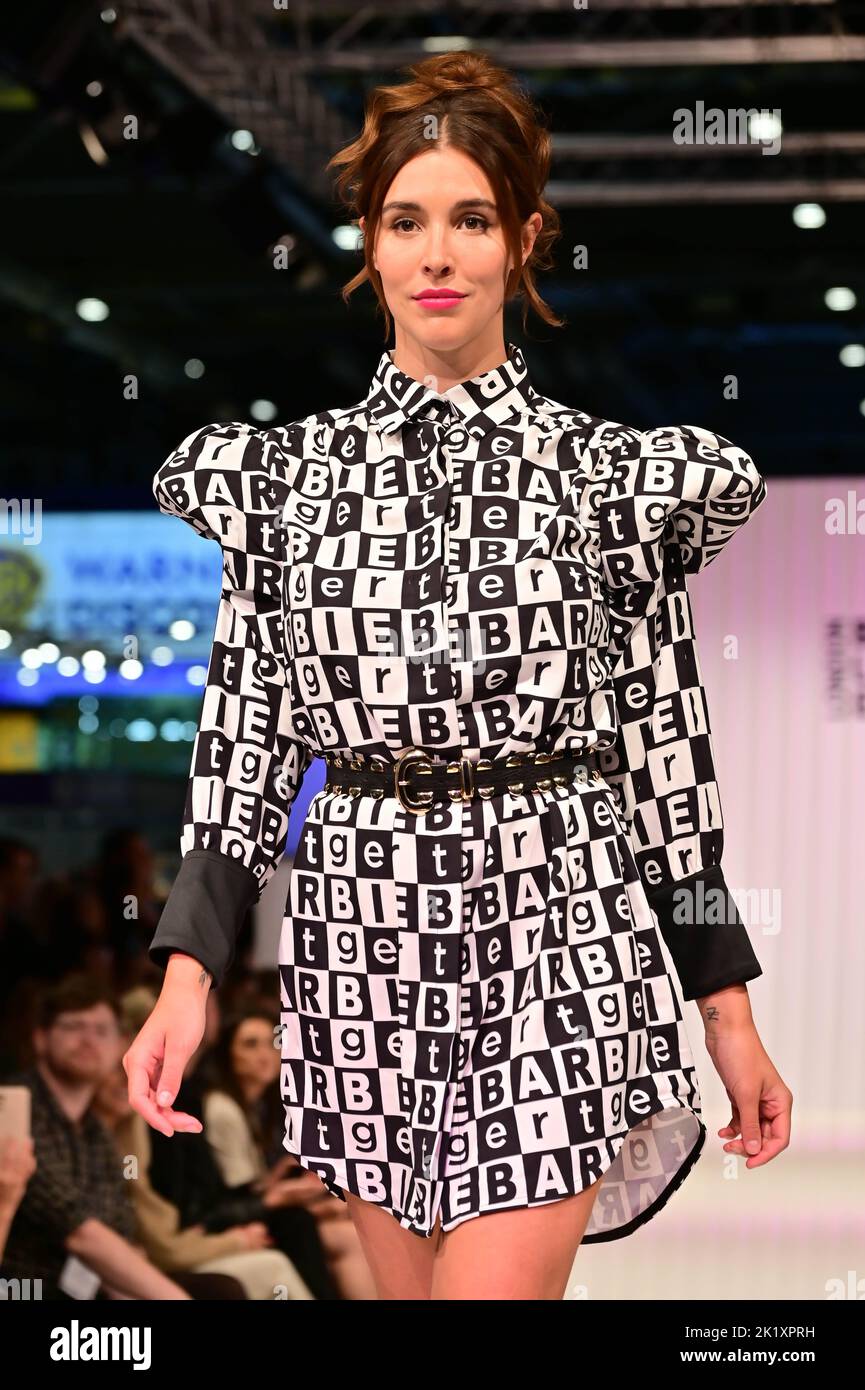 Mattel - Barbie, Barbie walk the talk in au courant looks from Balmain ...