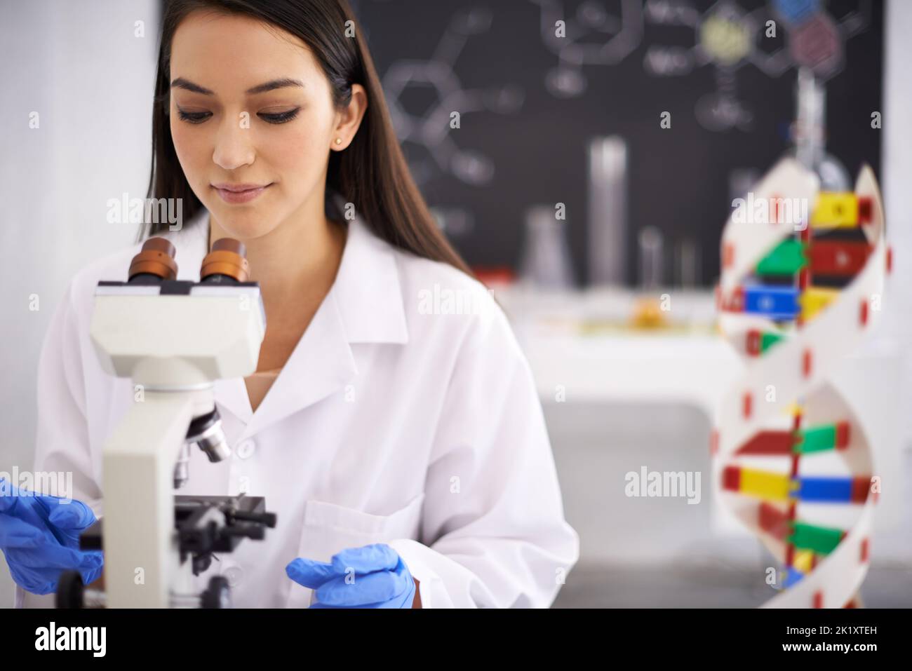 Unlocking the secrets of genetics. Profile of a female scientist ...