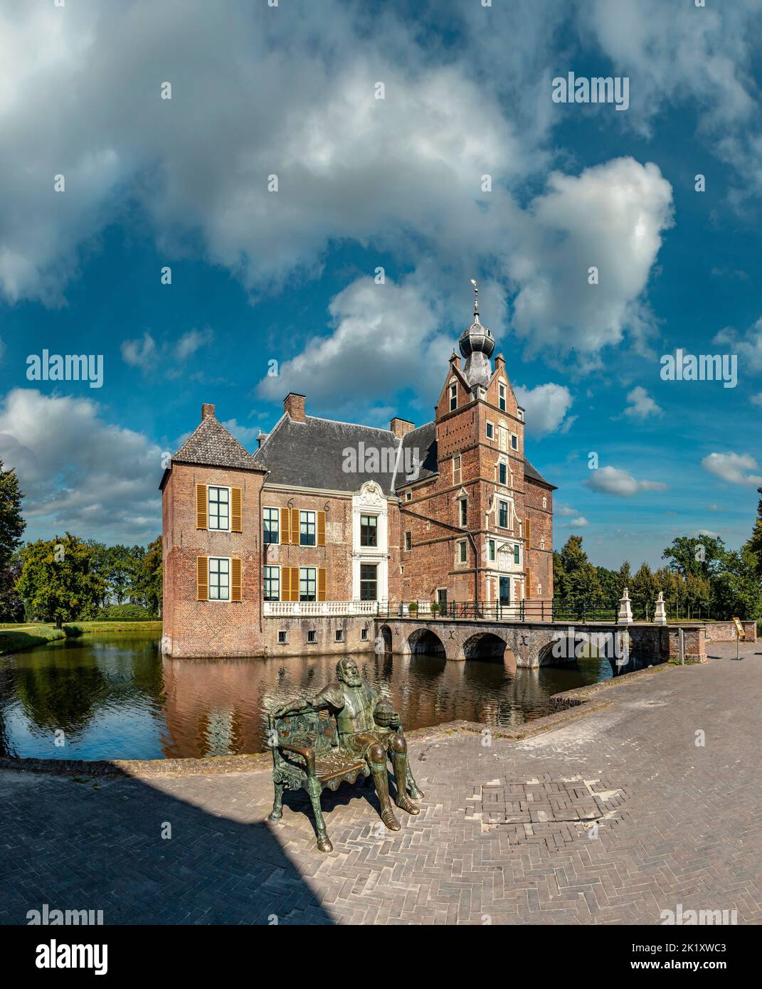 Castle cannenburch vaassen hi-res stock photography and images - Alamy