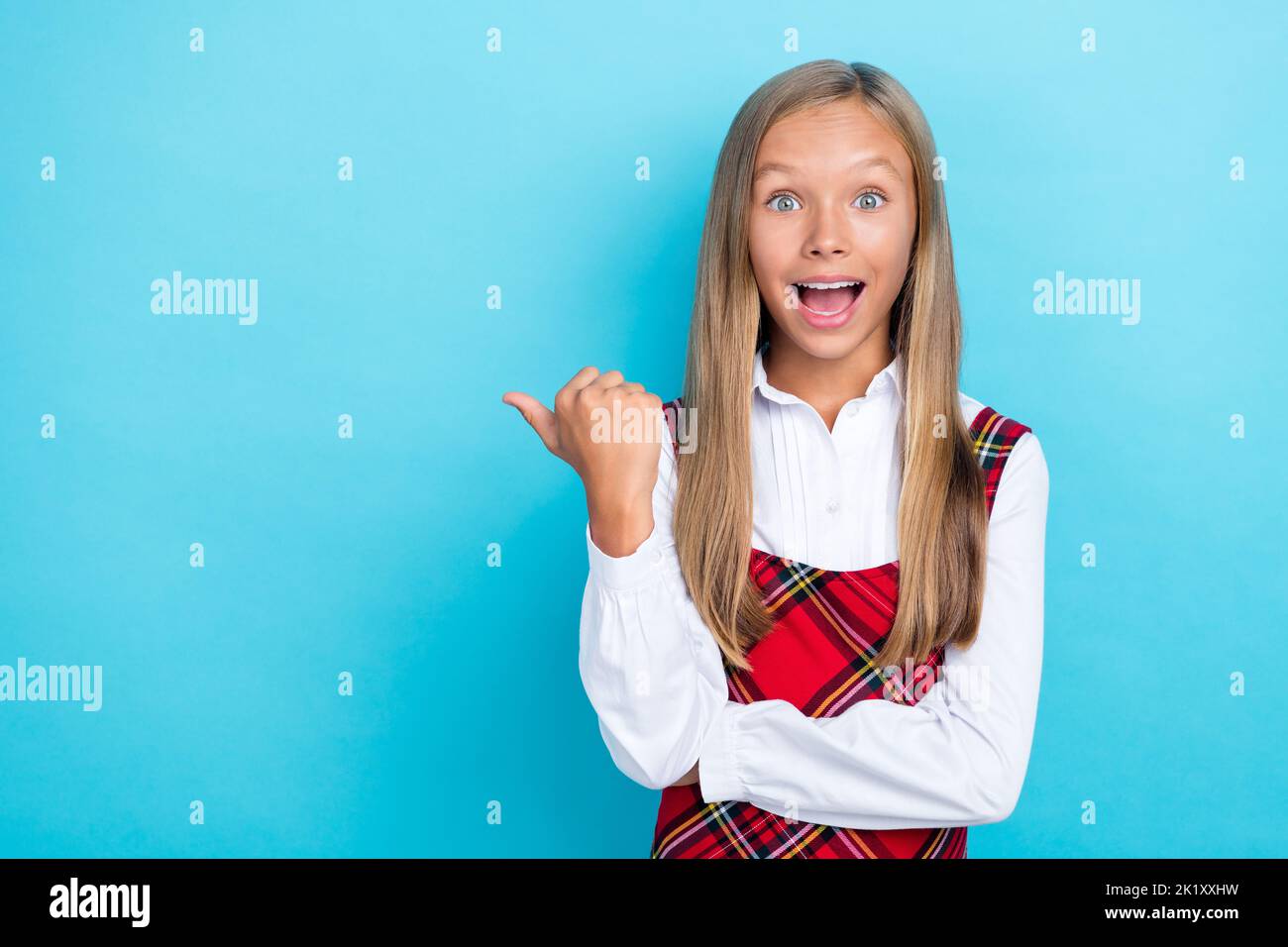 Portrait photo of young little small nice school girl pupil wear ...