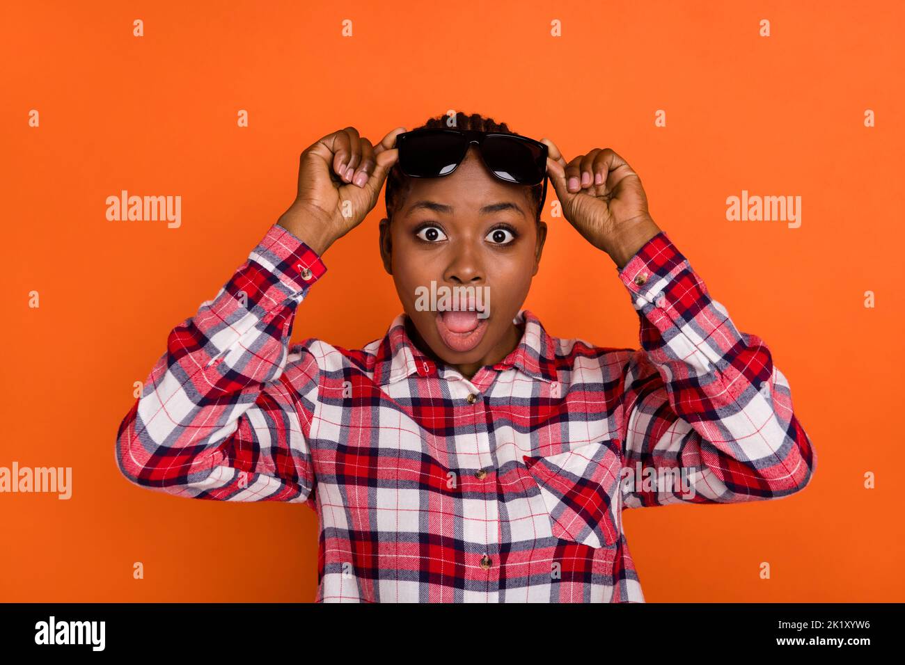 Photo of impressed stunned person arms touch glasses open mouth ...