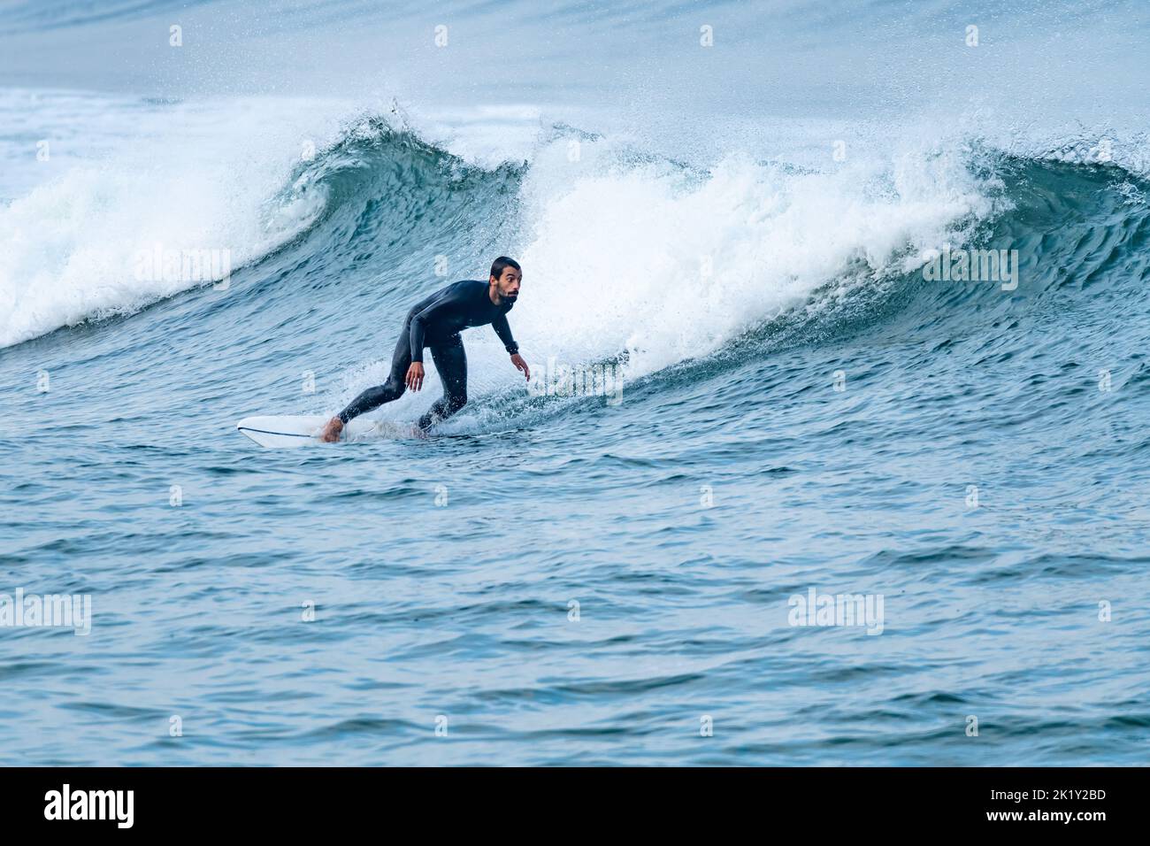 Bottom turn surf hi-res stock photography and images - Alamy