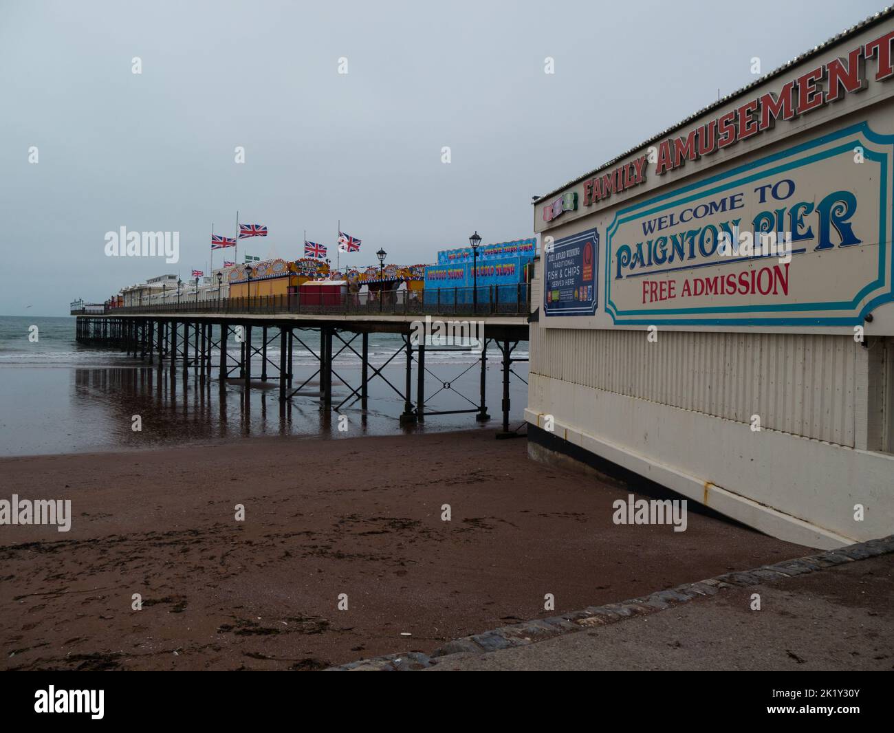 View along paignton pier hi-res stock photography and images - Alamy