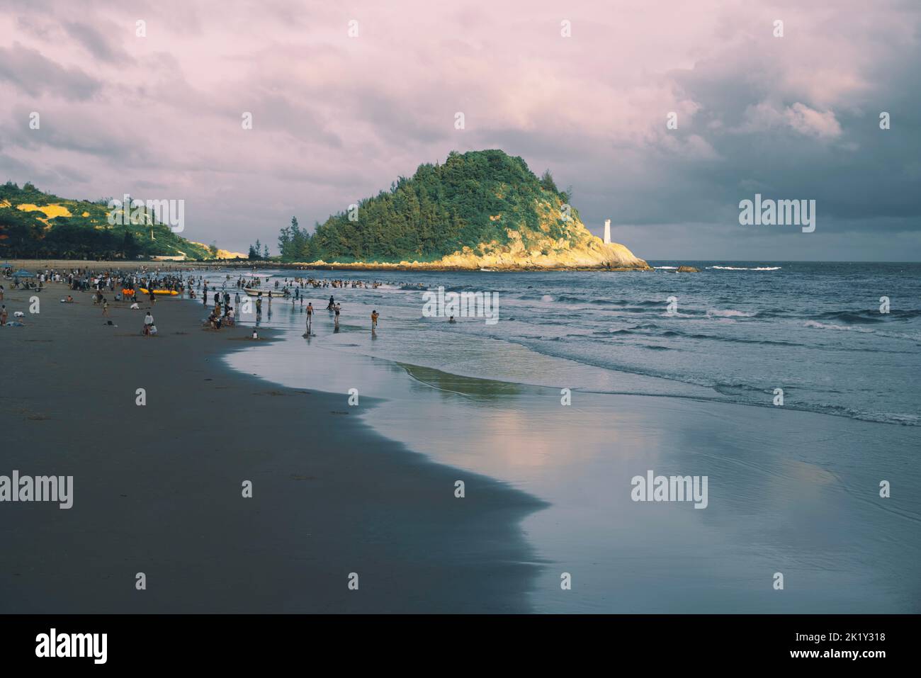 Costal island hi-res stock photography and images - Alamy
