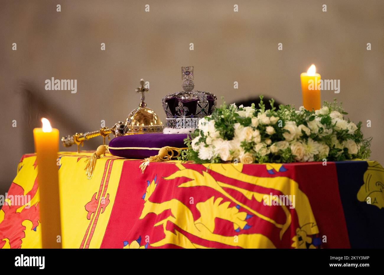 London, UK. 19 Sept, 2022. The coffin of Queen Elizabeth II with the ...