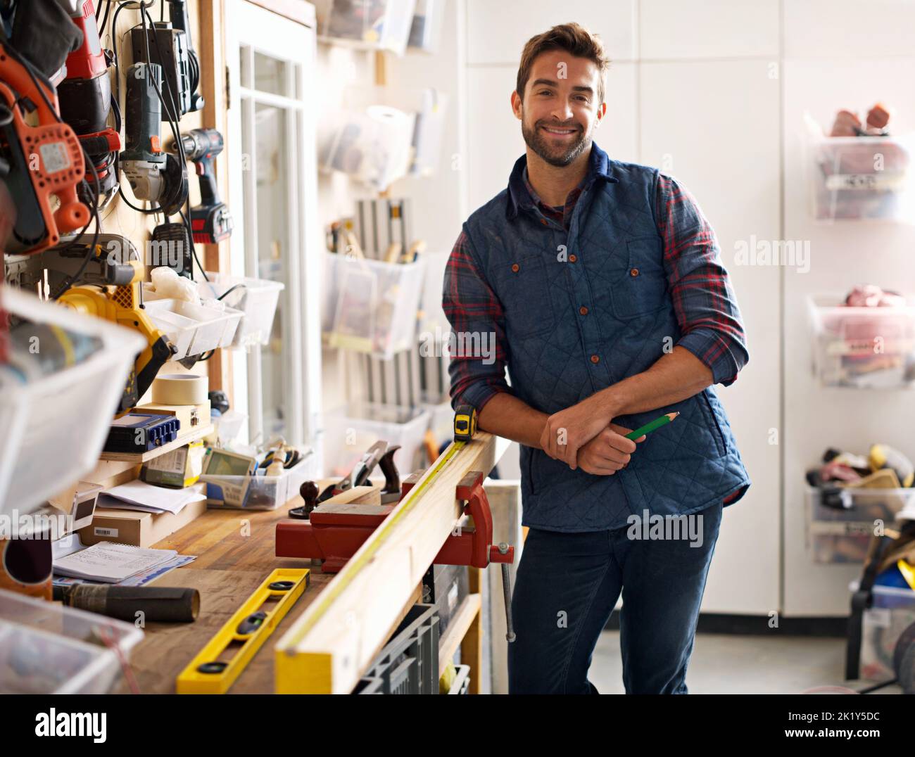 Handyman tools hi-res stock photography and images - Alamy