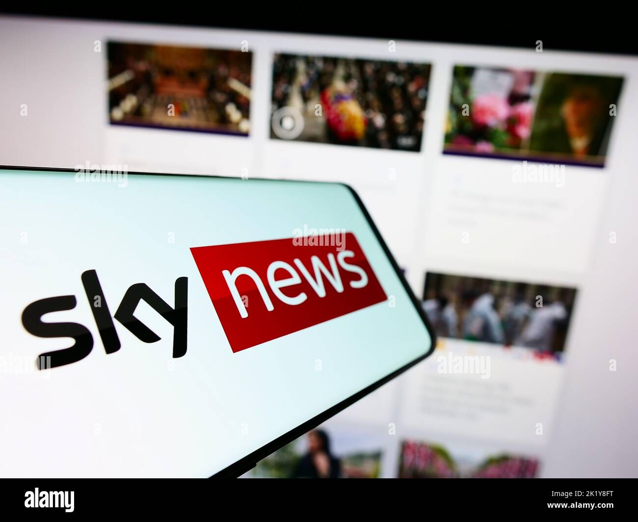 Sky news logo hi-res stock photography and images - Alamy