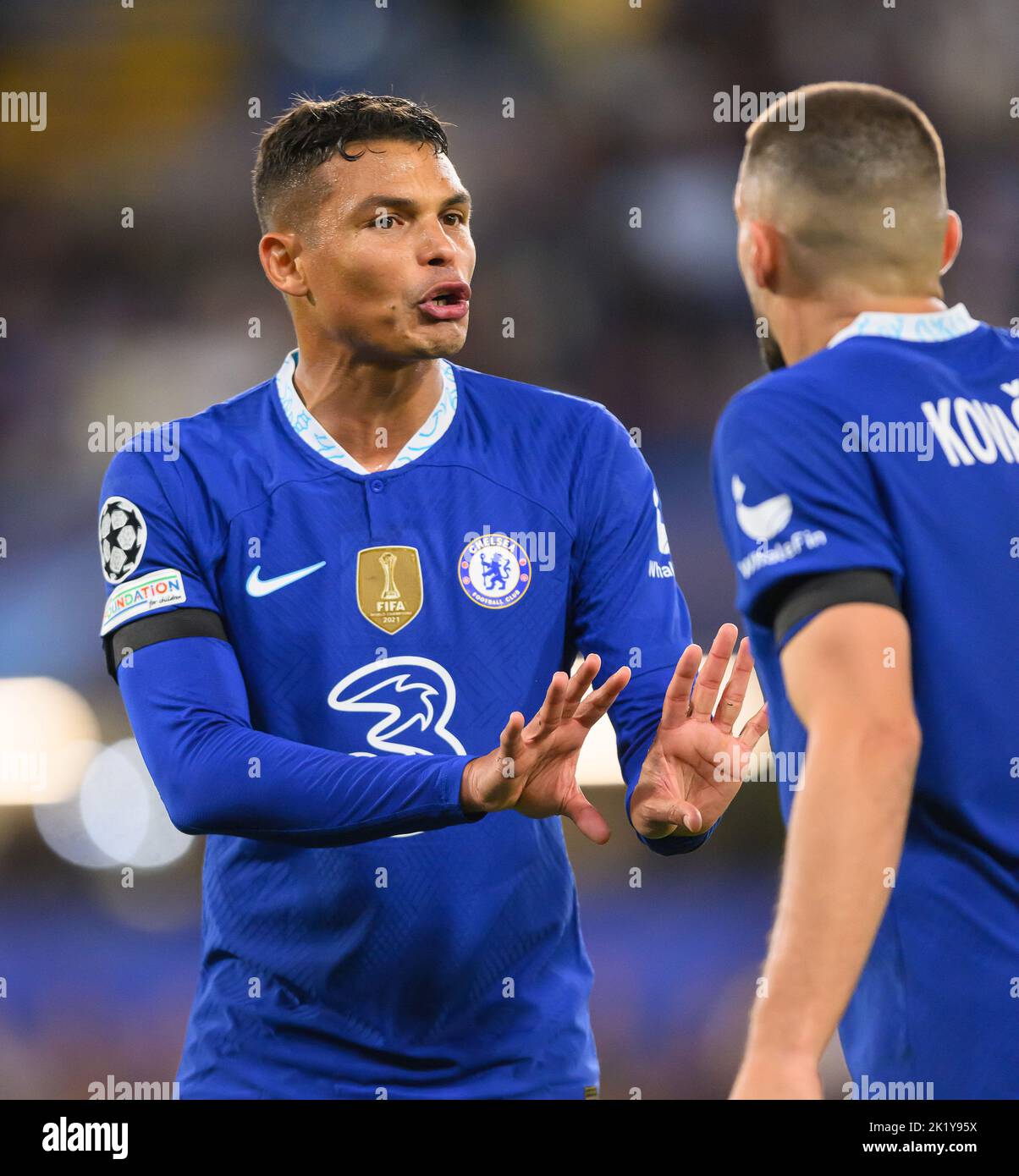 Chelsea fc salzburg silva hi-res stock photography and images - Alamy