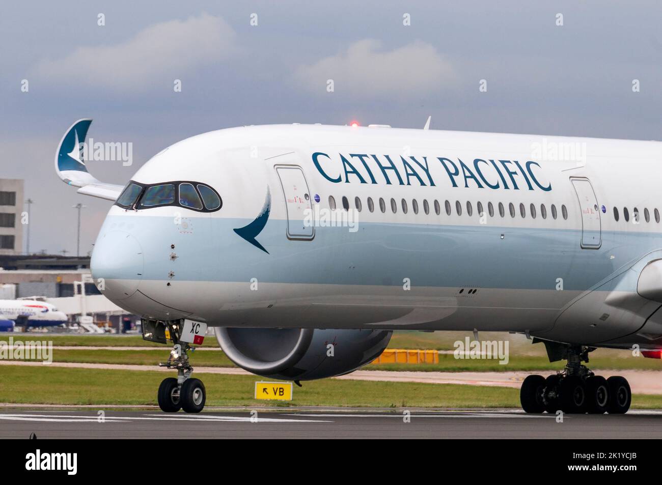 Swire Cathay Pacific Airways Airbus A350-1041 registratuin B-LXC takes ...