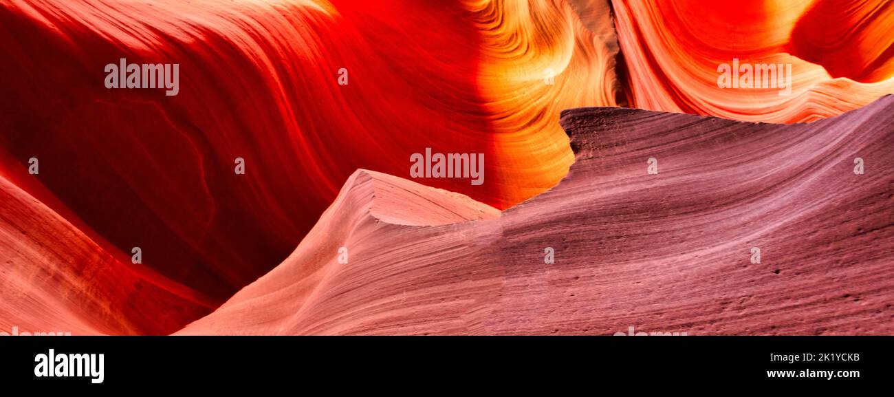Sunbeams inside red sandstone caves in Antelope Canyon , beautiful ...