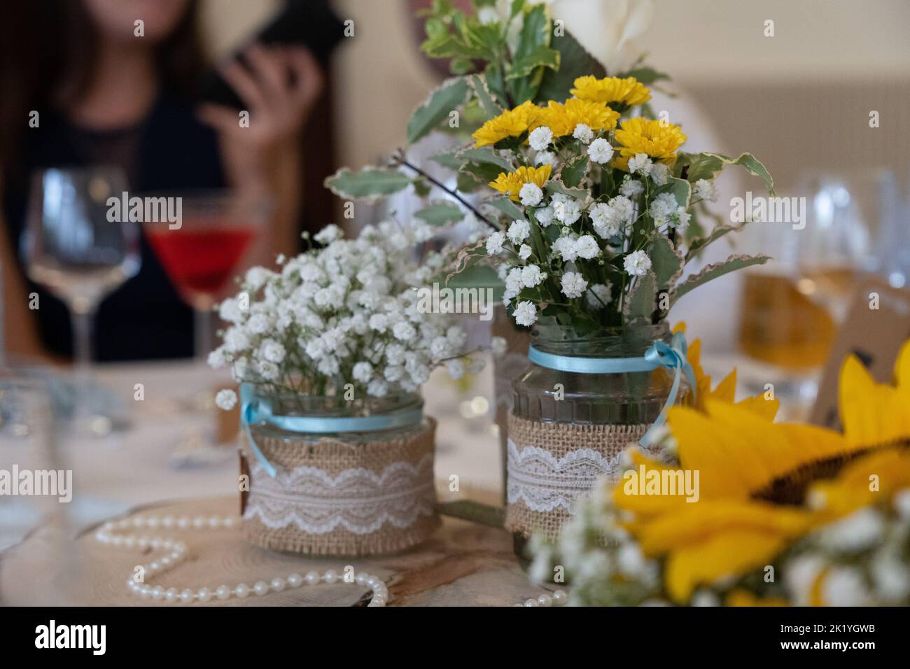 sunflower table favours wedding Stock Photo - Alamy