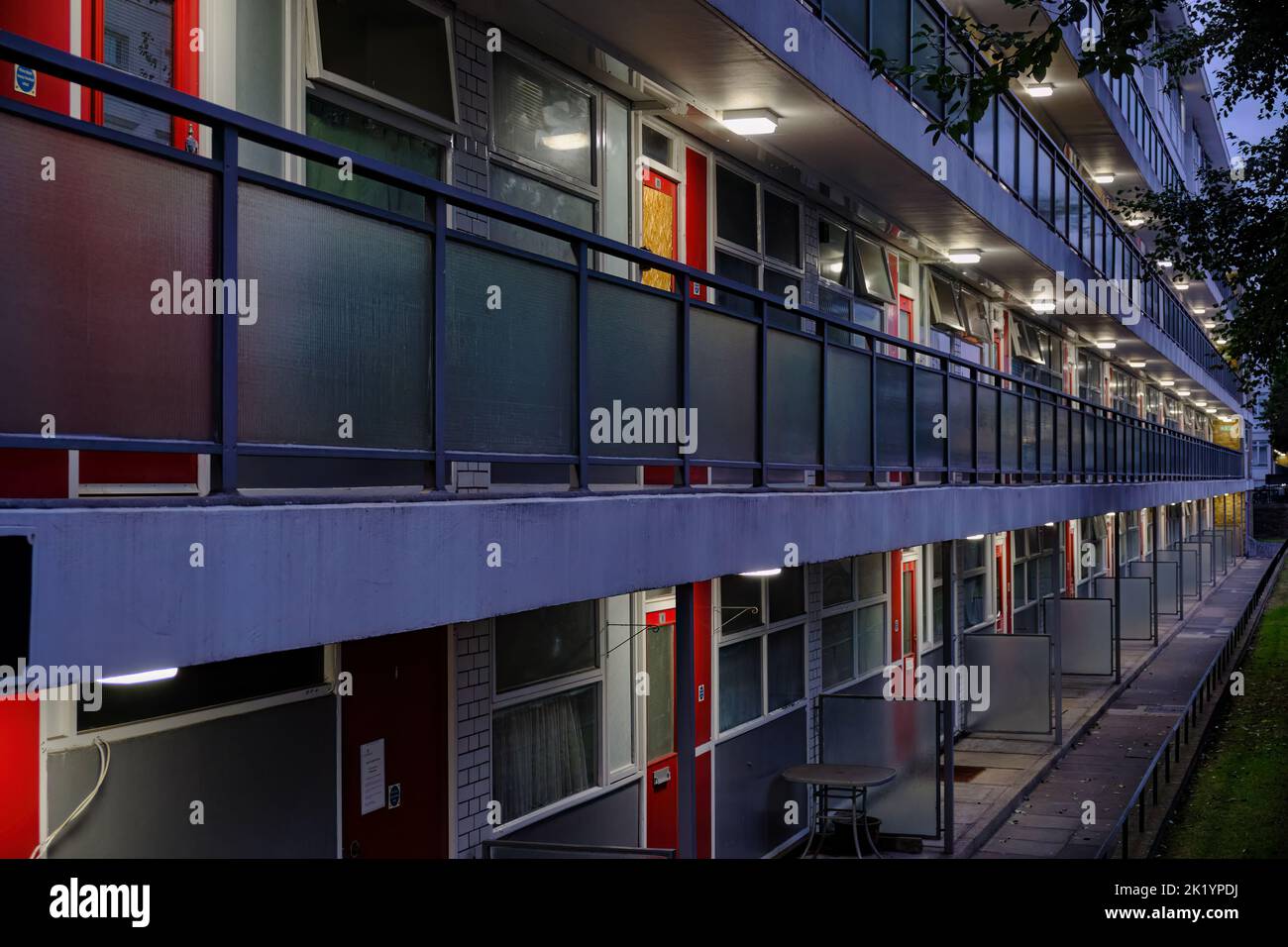 British housing estate balcony hi-res stock photography and images - Alamy
