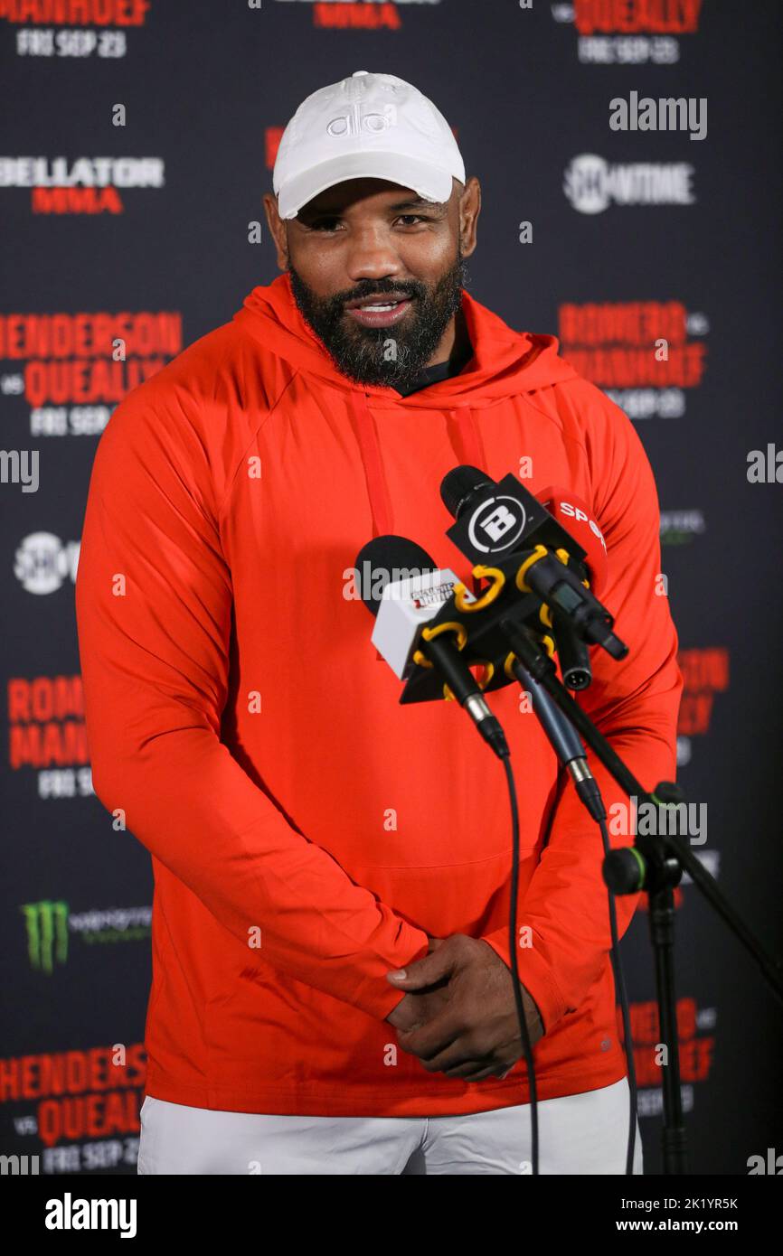 Yoel romero hi-res stock photography and images - Alamy