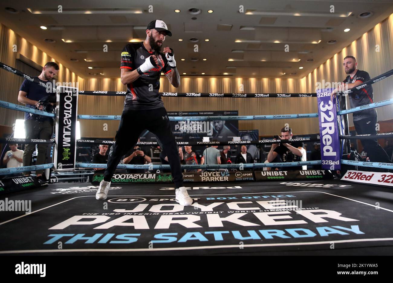 Anthony cacace boxing hi-res stock photography and images - Alamy