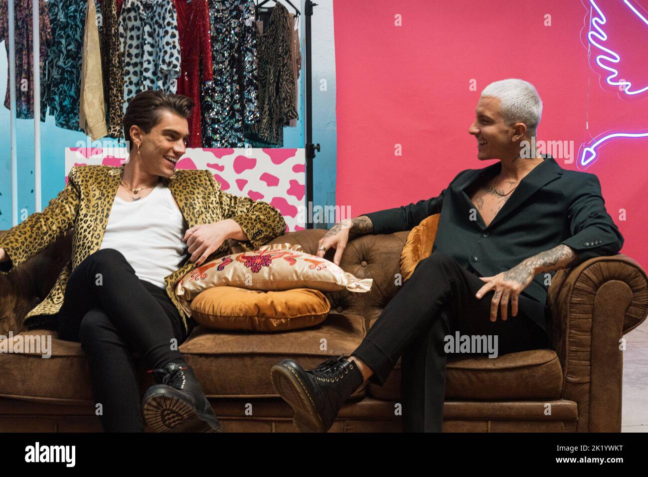 WHO LIKES MY FOLLOWER?, (aka A QUIEN LE GUSTA MI FOLLOWER?), from left ...