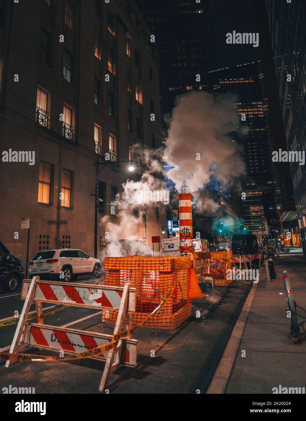 Smoke street hi-res stock photography and images - Alamy