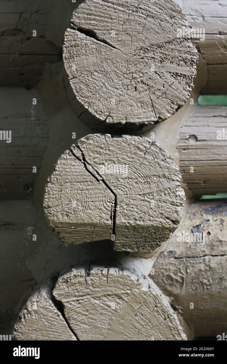 Corner detail of a vintage wooden log cabin framework Stock Photo - Alamy