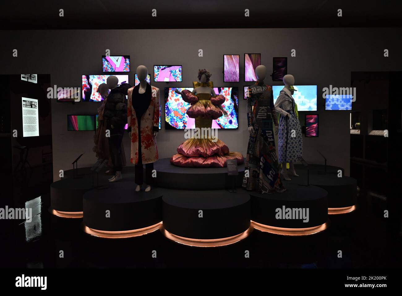 Hallyu ! The Korean Wave (24 September 2022 -25 June 2023 ) vam.ac.uk ...