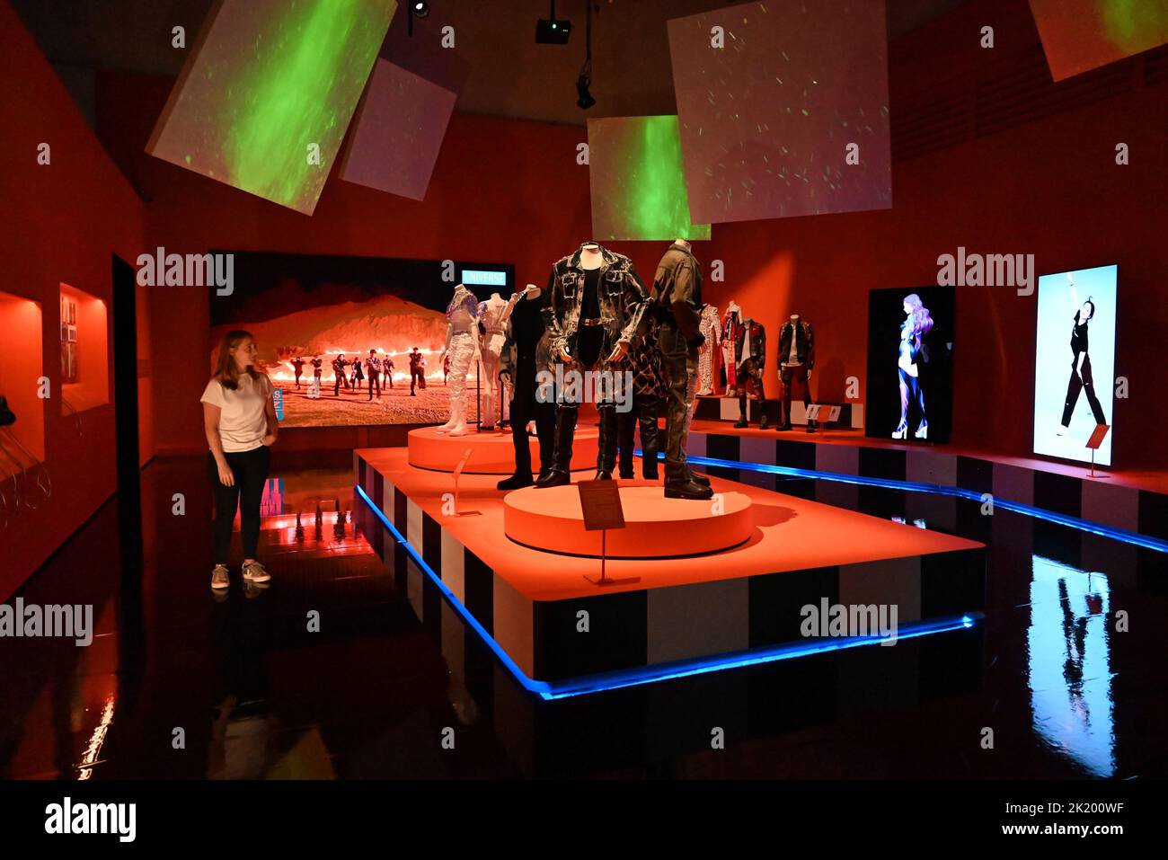 Hallyu ! The Korean Wave (24 September 2022 -25 June 2023 ) vam.ac.uk ...