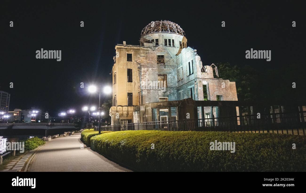 Atomic dome hiroshima hi-res stock photography and images - Alamy