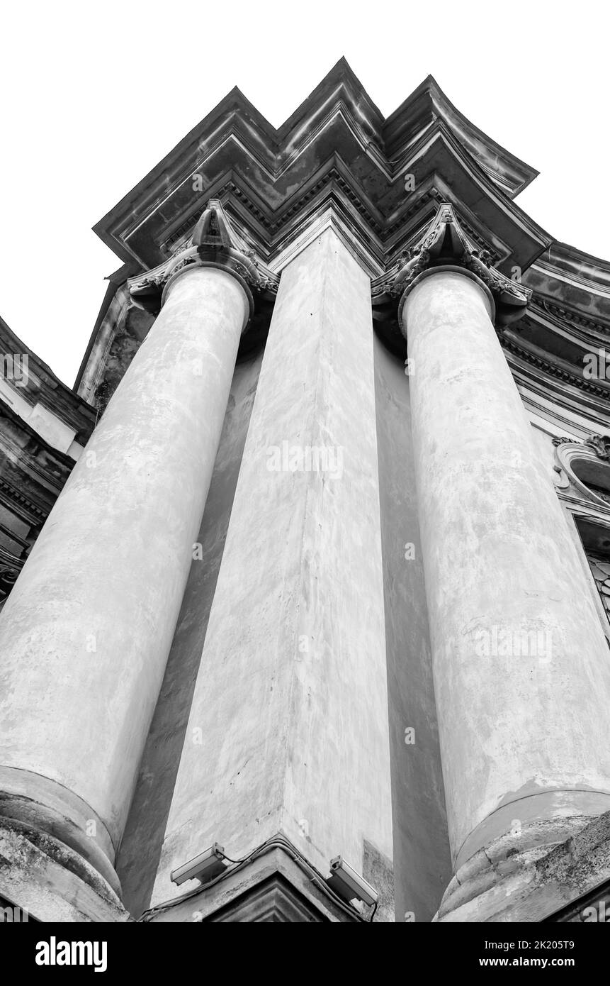 Columns of an old building Stock Photo - Alamy