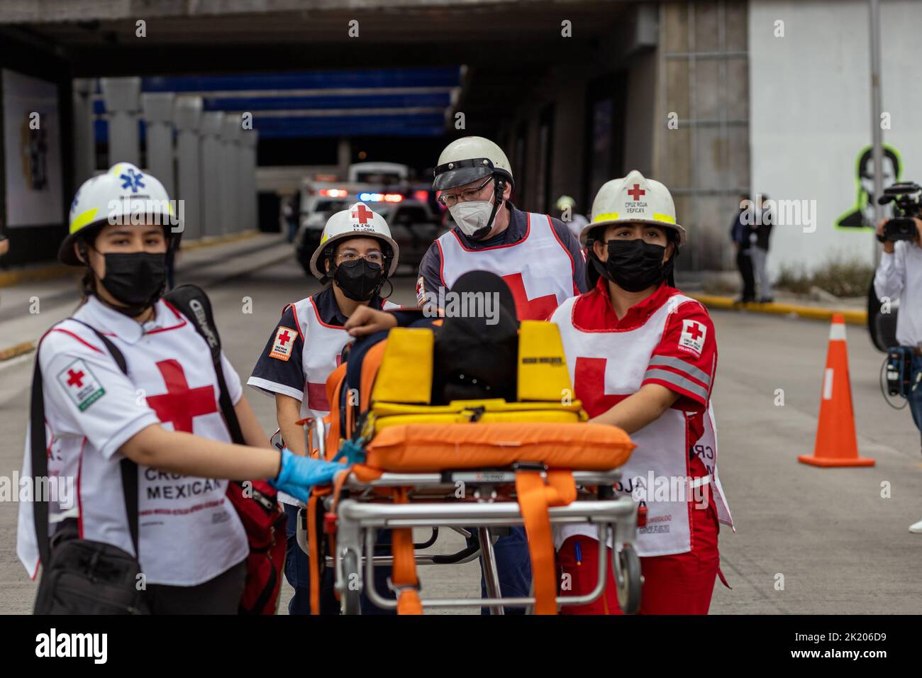 Emergency forces participated in a drill at the Juárez-Serdán road ...