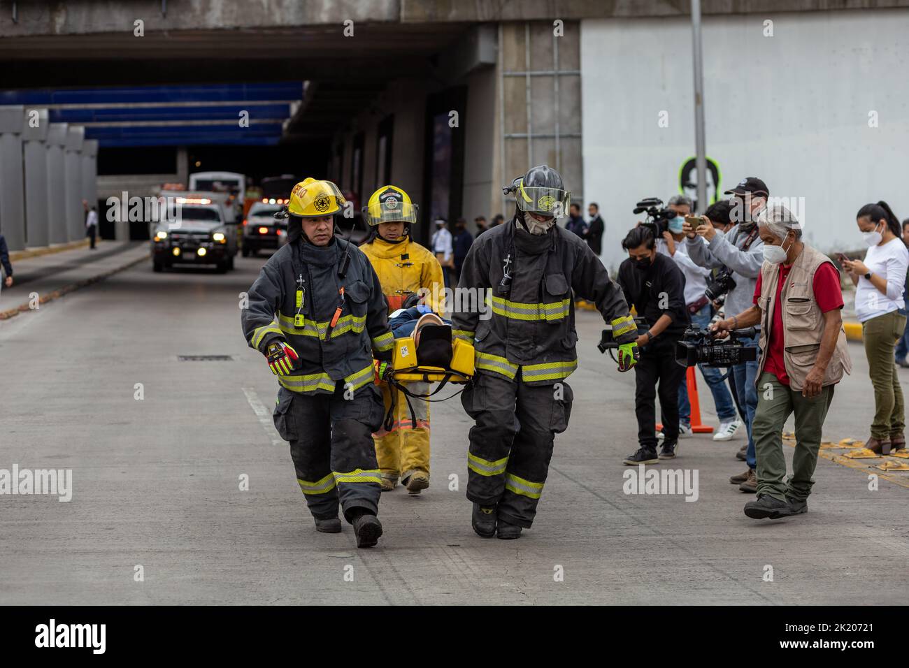 Emergency forces participated in a drill at the Juárez-Serdán road ...