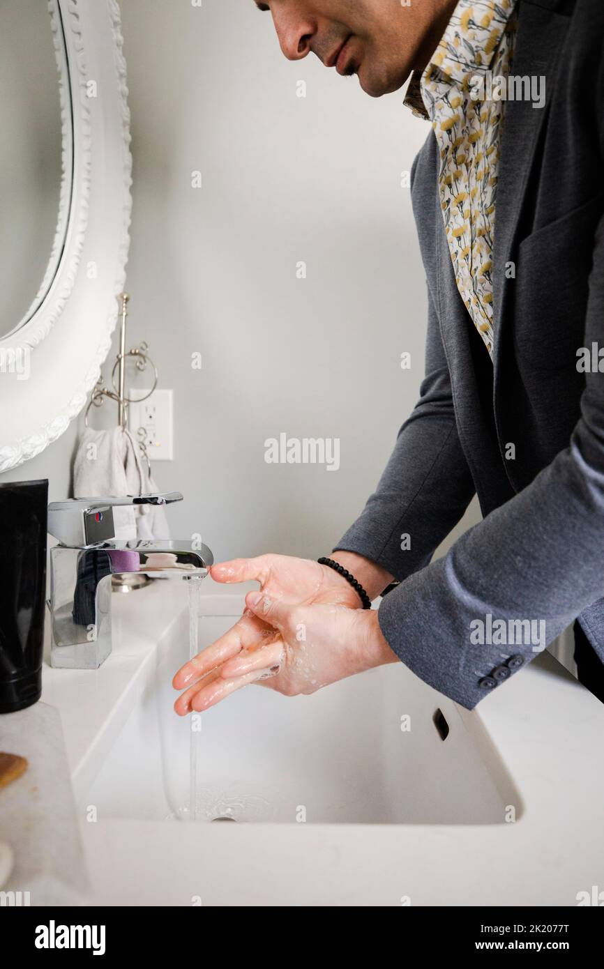 Man wash soap hi-res stock photography and images - Alamy