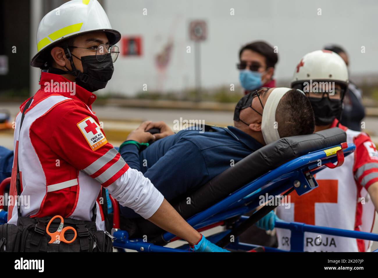 Emergency forces participated in a drill at the Juárez-Serdán road ...