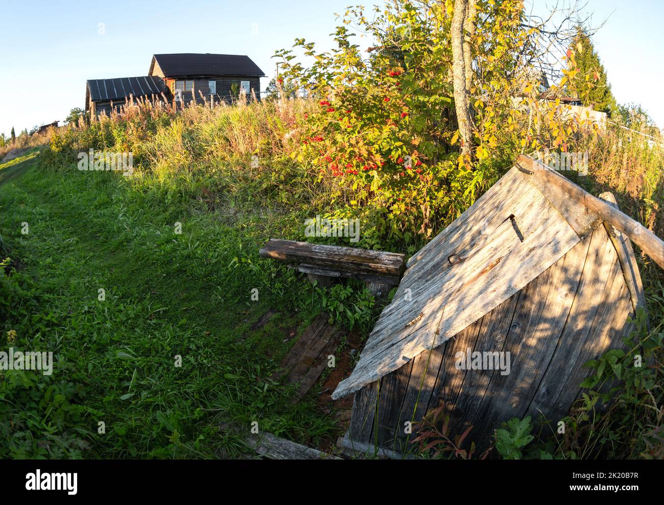 Well view hi-res stock photography and images - Alamy