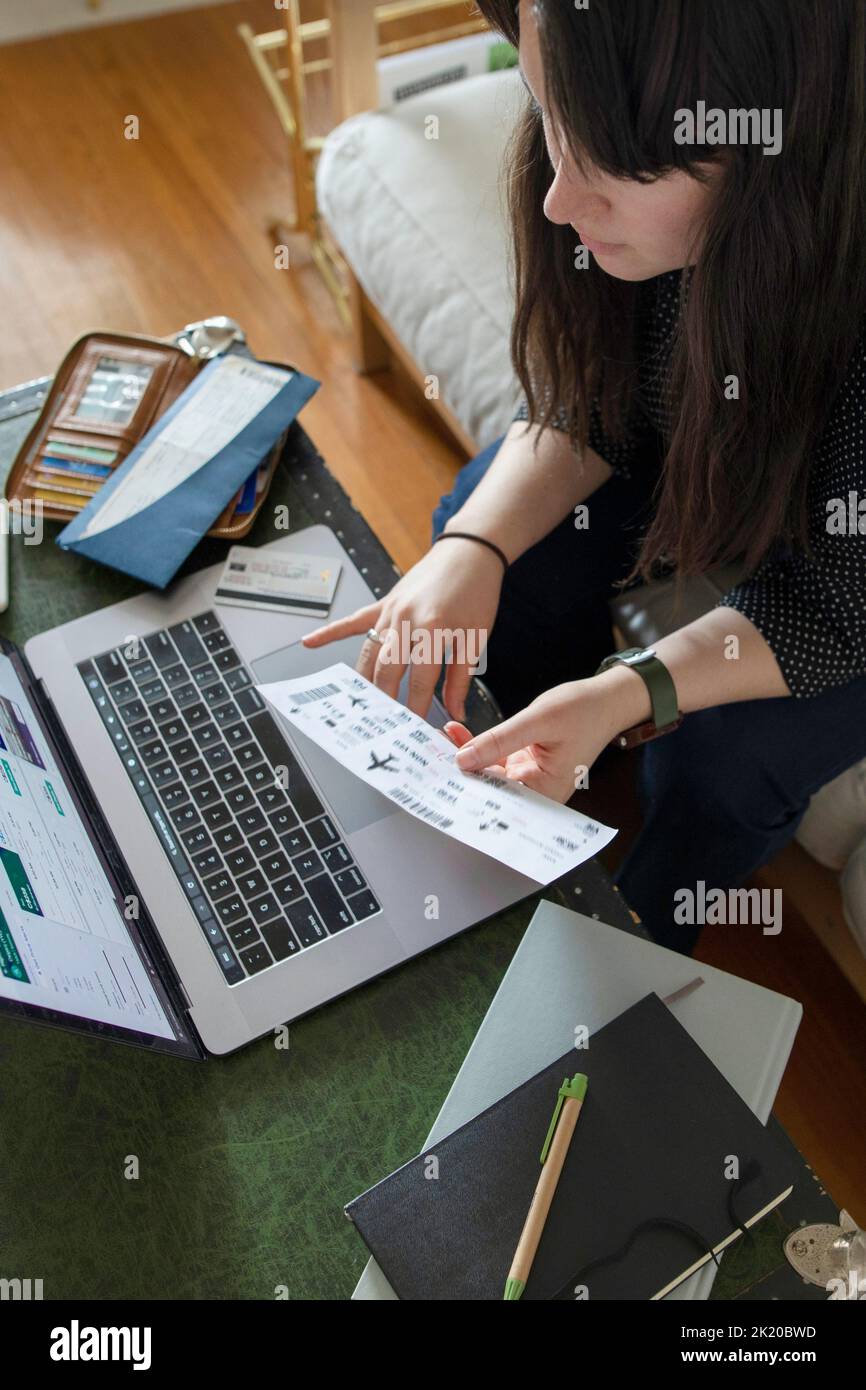 Booking flight change hi-res stock photography and images - Alamy