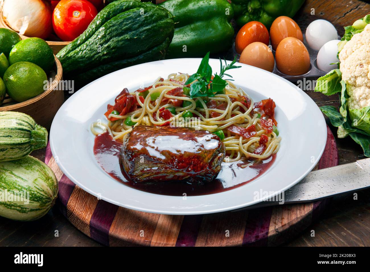 Filet mignon with pasta food Stock Photo - Alamy