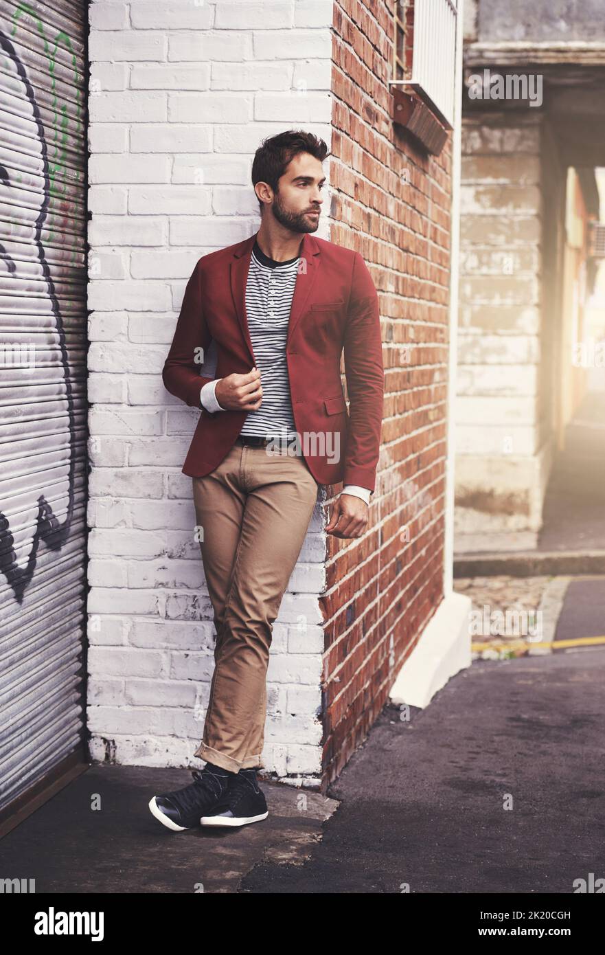 Male model standing pose outdoor hi-res stock photography and images ...