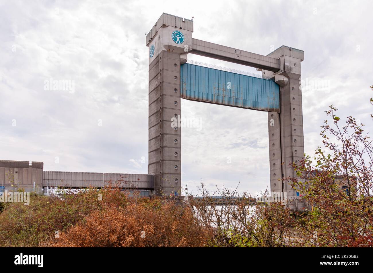The Barking Barrier, on Barking Creek at the confluence of the River ...