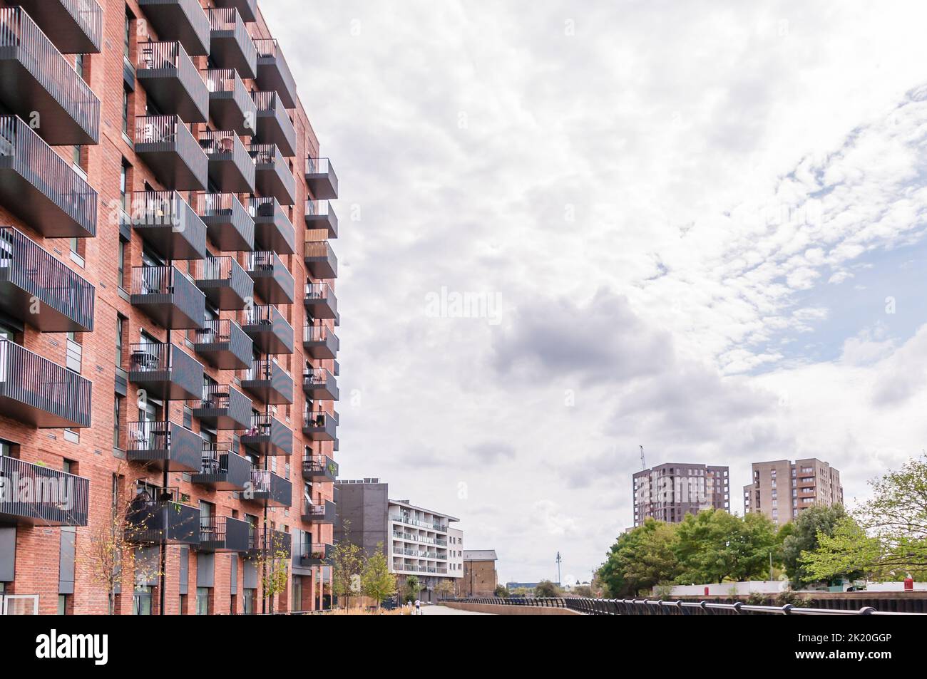 Barking riverside flats hi-res stock photography and images - Alamy