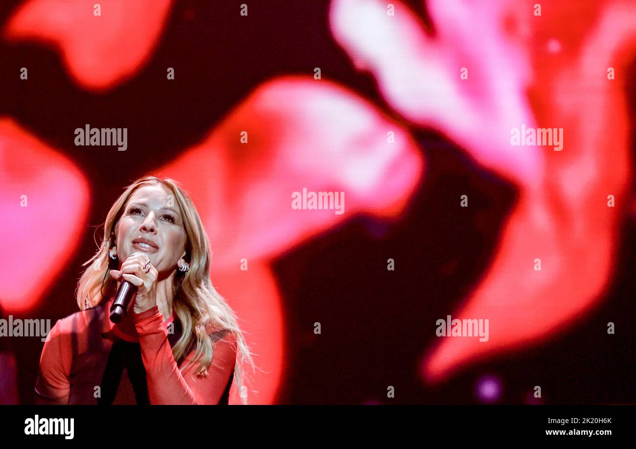 Ellie goulding hi-res stock photography and images - Alamy